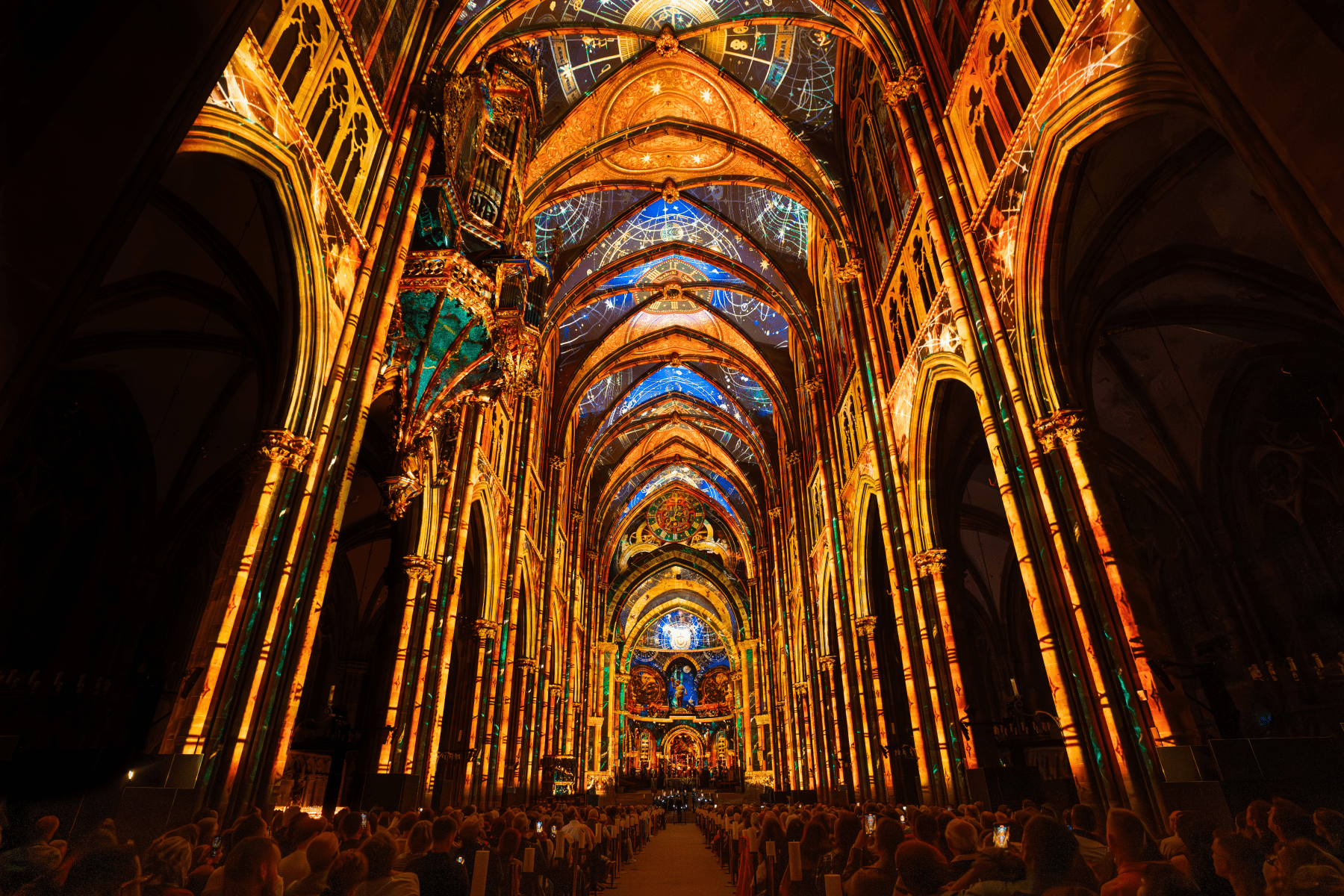 LUMINISCENCE: an immersive visual spectacle through time in Strasbourg